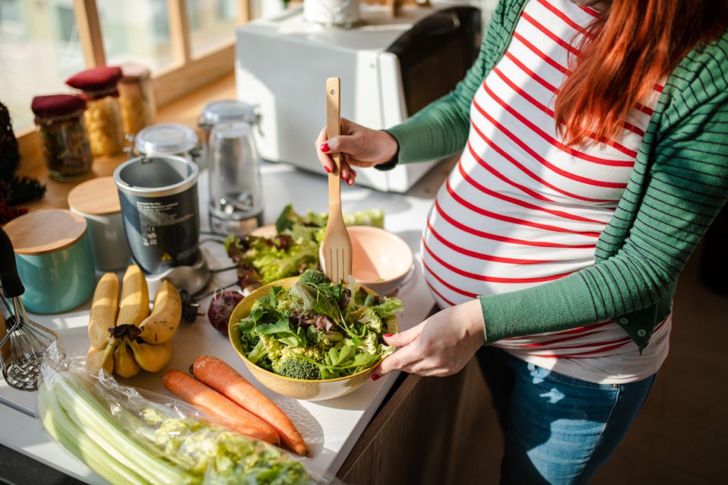 Alimentación Durante El Embarazo Y La Lactancia Asepeyo